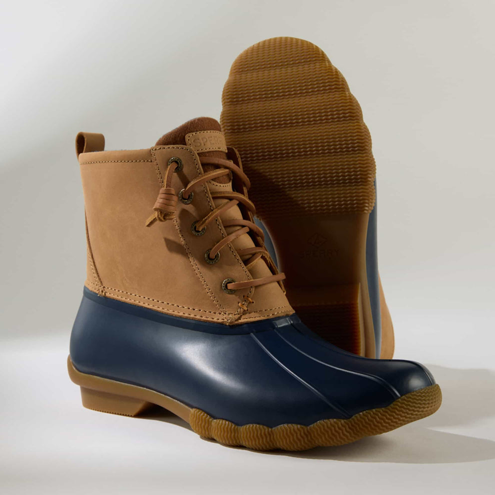Saltwater™ Duck Lug Boot Navy | Sperry